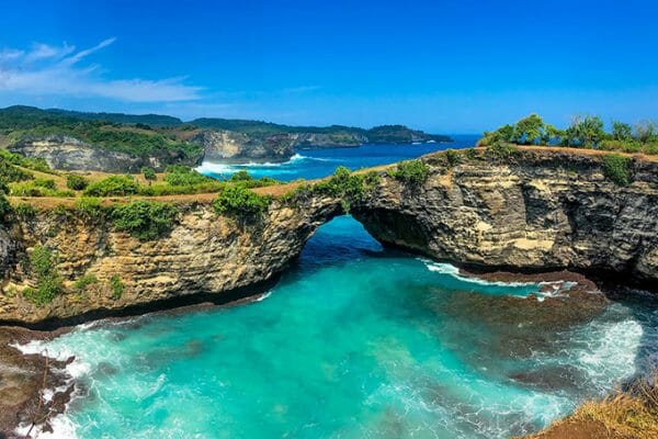 Nusa Penida: Tempat Wisata, Penginapan & Lokasi - Salsa Wisata