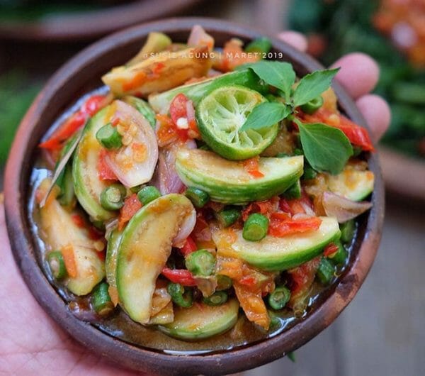 27 Makanan Khas Lombok yang Enak dan Terkenal