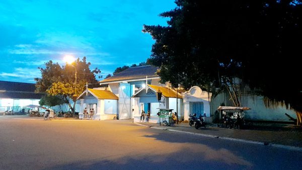 Keraton Surakarta - Harga Tiket Masuk 2025, Sejarah & Jam Buka