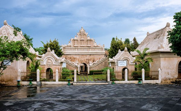 Taman Sari Yogyakarta: Sejarah, Lokasi & Harga Tiket Masuk 2025