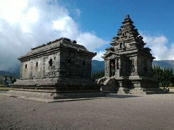 Candi Arjuna: Harga Tiket Masuk 2025 Sejarah & Lokasi