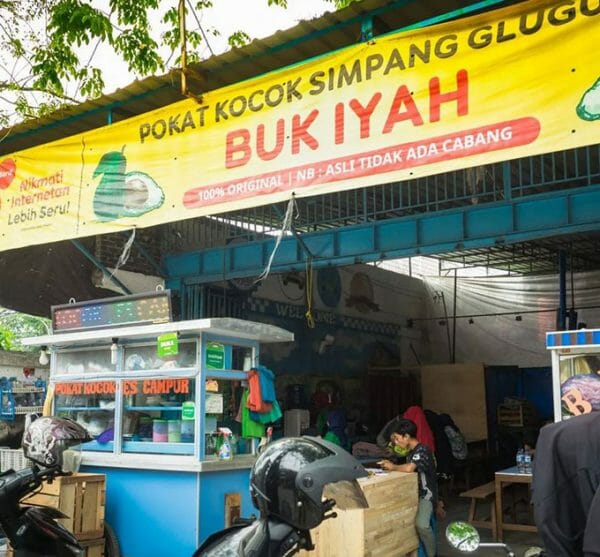 15 Tempat Wisata Kuliner Medan Legendaris Yang Enak