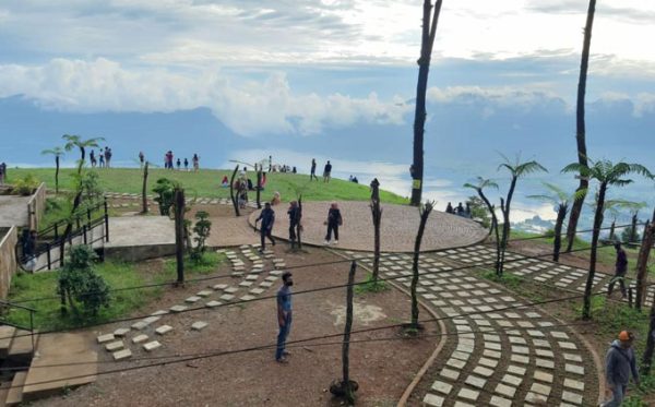 Puncak Lawang: Harga Tiket Masuk, Lokasi & Jam Buka