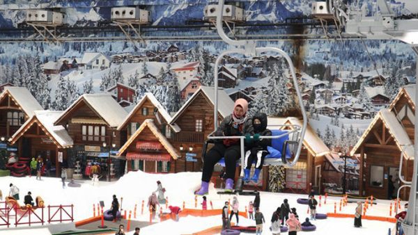 Trans Snow World Bekasi: Harga Tiket Masuk, Lokasi & Jam Buka