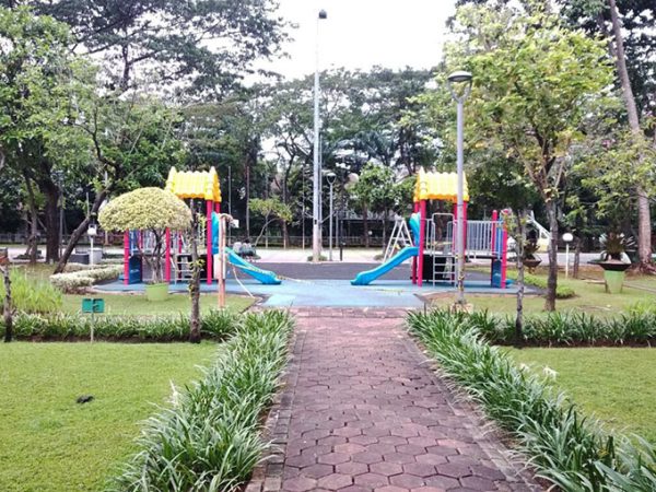 Taman Menteng Jakarta: Sejarah, Harga Tiket Masuk & Lokasi