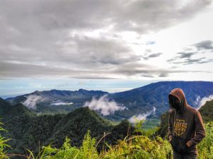 Gunung Burangrang: Lokasi Jalur Pendakian, Harga Tiket & Misteri