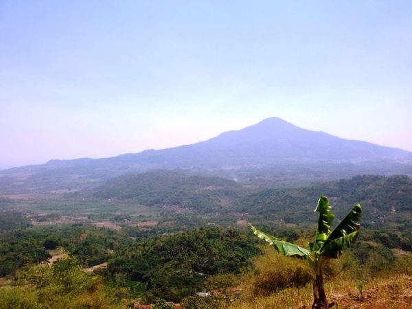 18 Tempat Wisata Di Sumedang Yang Lagi Hits Terbaru 2025