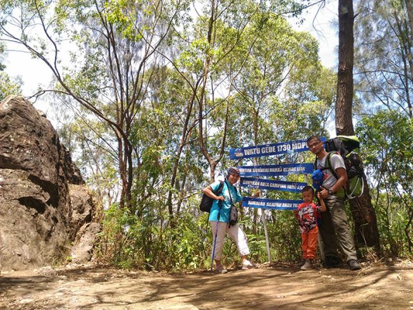 Jalur Pendakian Menuju Puncak Gunung Panderman