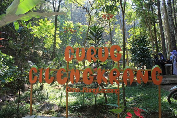 Curug Cilengkrang: Harga Tiket Masuk, Lokasi & Daya Tarik