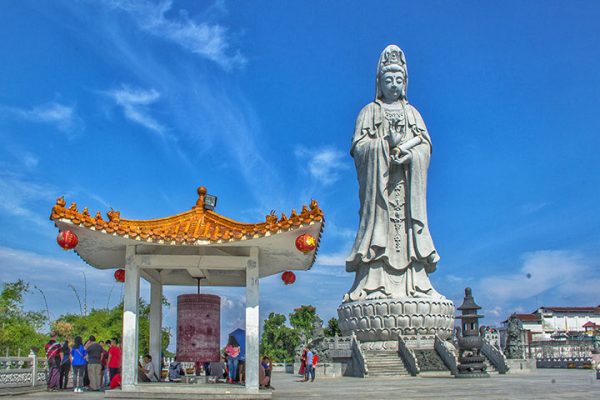 Daya Tarik & Sejarah Vihara Avalokitesvara Pematang Siantar