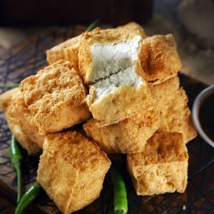 18 Macam Oleh-oleh Khas Jawa Barat yang Terkenal Tahan Lama