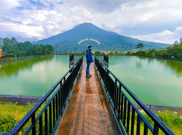 Embung Kledung: Harga Tiket Masuk, Lokasi & Camping