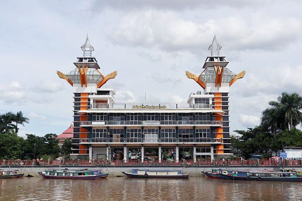 24 Tempat Wisata Banjarmasin yang Terkenal Terbaru 2025