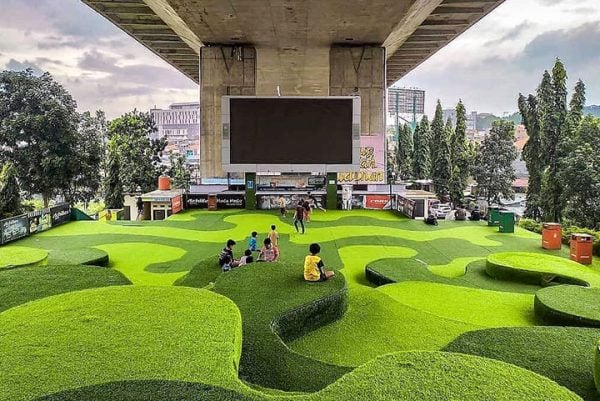 Taman Film Bandung: Tiket Masuk, Lokasi, Fasilitas & Aktivitas