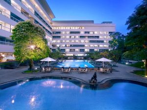 Apa Perbedaan Hotel dan Resort? Pengertian dan Fasilitas