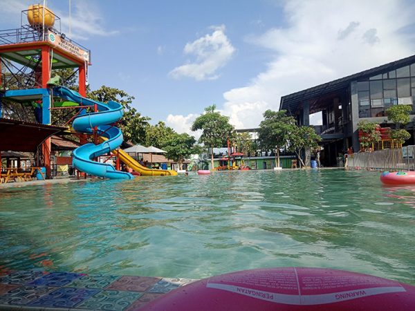 9 Waterpark di Semarang Terbaik dengan Tiket Masuk yang Murah