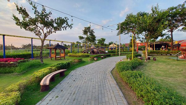 Blitar Park: Lokasi, Jam Buka & Harga Tiket Masuk 2025
