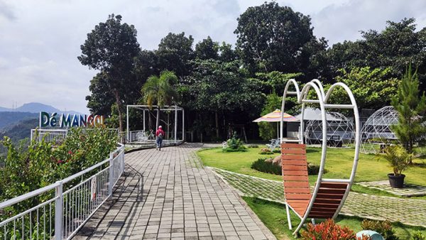 De Mangol View: Harga Tiket Masuk, Lokasi & Daya Tarik