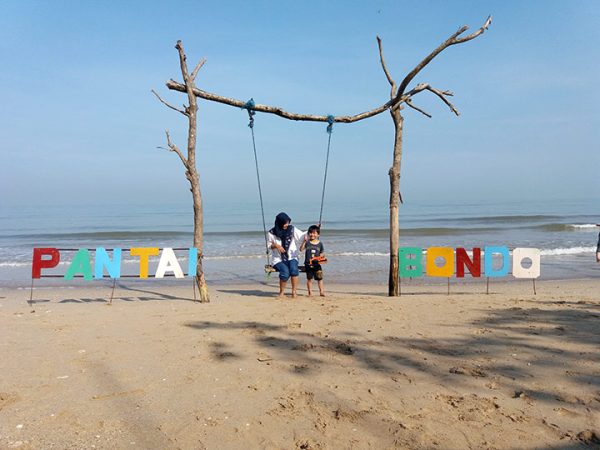 Pantai Bondo: Tiket Masuk, Lokasi, dan Jam Buka Terbaru 2025
