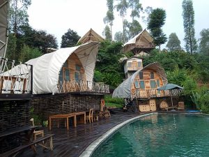 Legok Kondang Glamping: Lokasi, Fasilitas & Tarif Menginap 2025