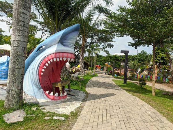 Jember Mini Zoo: Lokasi, Jam Buka & Harga Tiket Terbaru 2025
