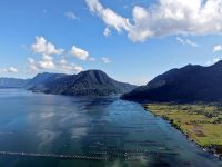 Danau Maninjau: Tiket Masuk, Lokasi, Daya Tarik & Legenda