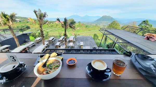 Merbabu View: Lokasi, Jam Buka & Harga Menu Makanan Terbaru