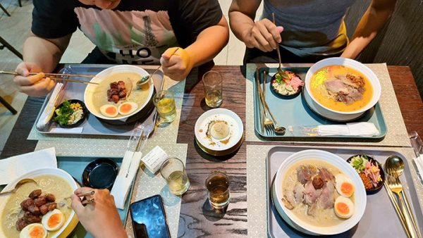 Golden Geisha Jogja: Lokasi, Jam Buka, Fasilitas & Harga Menu 2025