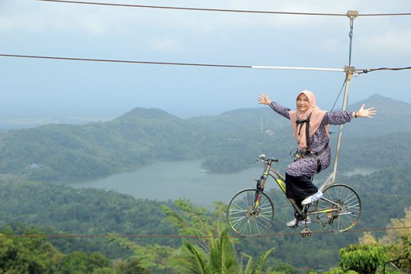 Bukit Wisata Pulepayung: Tiket Masuk, Lokasi & Daya Tarik