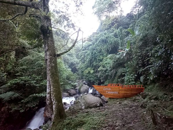 Curug Cipamingkis: Harga Tiket Masuk 2025, Lokasi & Daya Tarik