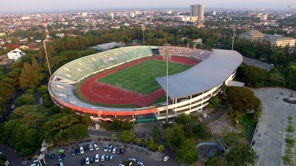 Stadion Manahan: Alamat, Jam Buka, Fasilitas & Harga Tiket 2025