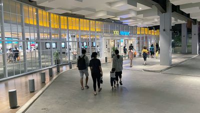 The Breeze BSD City: Tiket Masuk, Jam Buka, dan Alamat