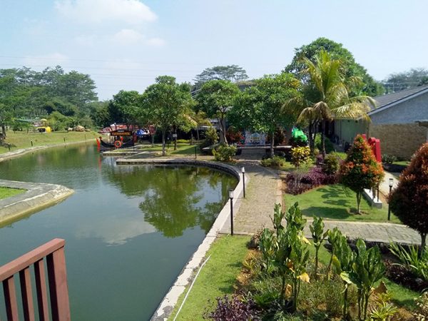 Ecoart Park Sentul City: Lokasi, Daya Tarik & Harga Tiket Masuk