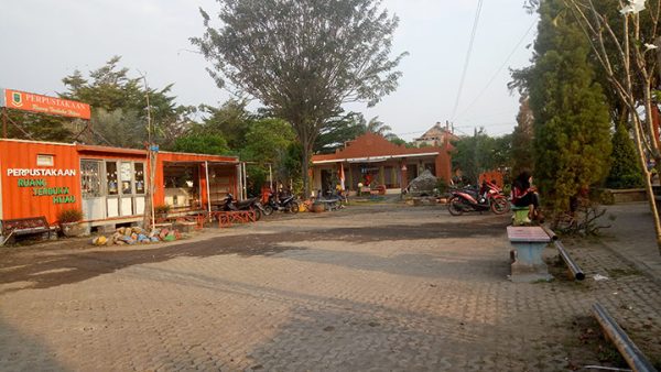 Alun-alun Mojokerto: Lokasi, Rute, Fasilitas & Daya Tarik