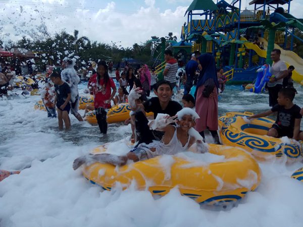 Labersa Waterpark Fantasi: Lokasi, Jam Buka & Harga Tiket 2025