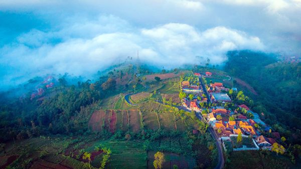 Caringin Tilu: Alamat, Rute, Jam Buka & Harga Tiket 2025