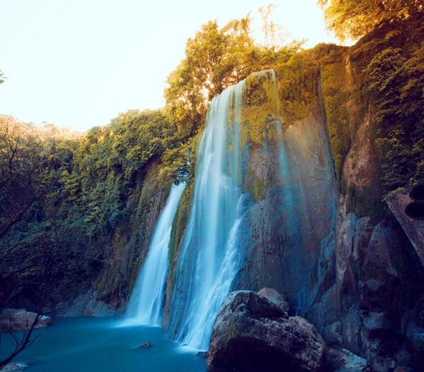 Curug Cikaso Sukabumi: Tiket Masuk, Lokasi, dan Sejarahnya