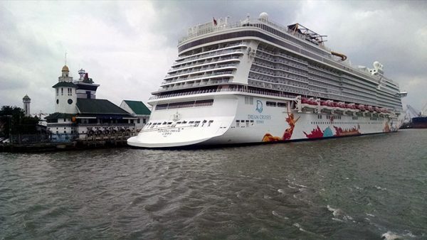 Pelabuhan Tanjung Perak: Sejarah, Alamat, dan Fasilitas