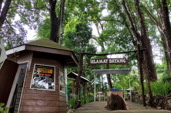 Air Terjun Putuk Truno: Tiket Masuk, Alamat, Dan Jam Buka