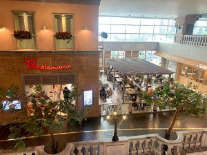 Grand Indonesia: Lokasi, Jam Buka, Fasilitas & Daya Tarik