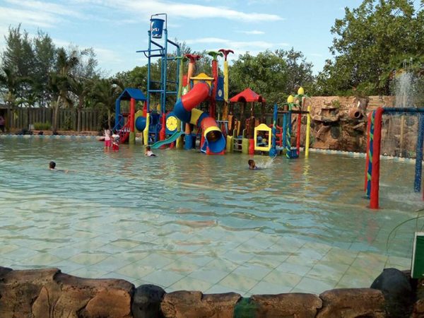 Pantai Cahaya Kendal: Lokasi, Harga Tiket & Jadwal Atraksi 2024 Pantai Cahaya Kendal: Lokasi, Harga Tiket & Jadwal Atraksi 2024