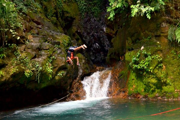 Curug Naga Puncak Bogor: Harga Tiket, Jam Buka & Daya Tarik