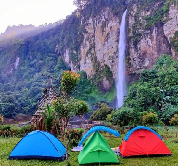 Curug Ngebul Cisitu: Lokasi, Tiket, Dan Jam Buka 2025