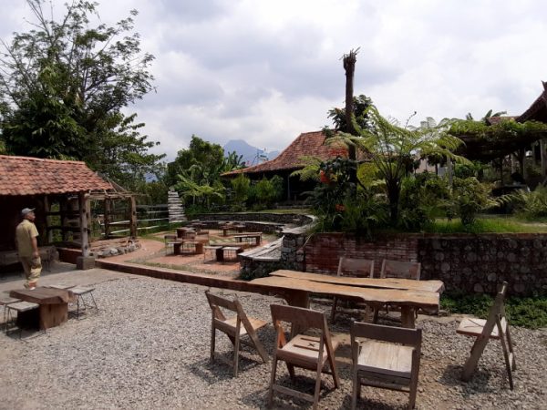 24 Cafe Di Batu Terbaru Yang Hits & Instagramable 2025