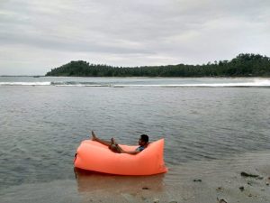 Pantai Legon Pari: Lokasi, Daya Tarik & Harga Tiket Masuk 2024