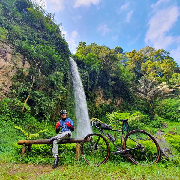 Curug Bugbrug Bandung: Alamat, Harga Tiket, dan Jam Buka 2026
