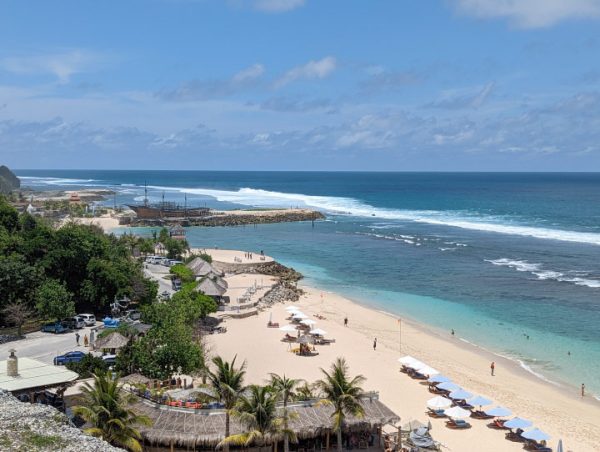 18 Pantai di Bali Terindah yang Bagus dan Terkenal