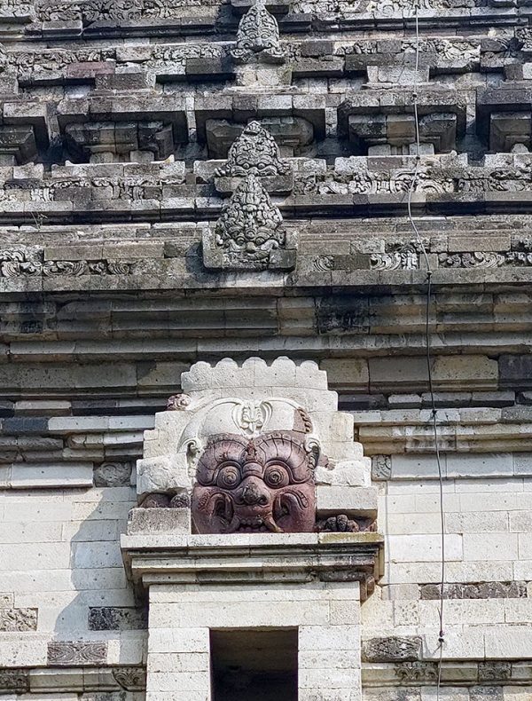 Candi Jawi Pasuruan: Sejarah, Alamat, Tiket & Jam Buka 2026