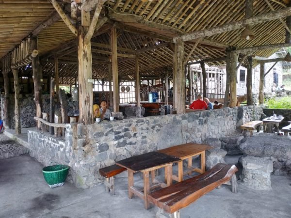 Warung Kopi Merapi: Lokasi, Jam Buka & Harga Menu 2025