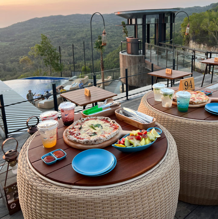 Obelix Sea View: Lokasi, Jam Buka & Harga Tiket Masuk 2024